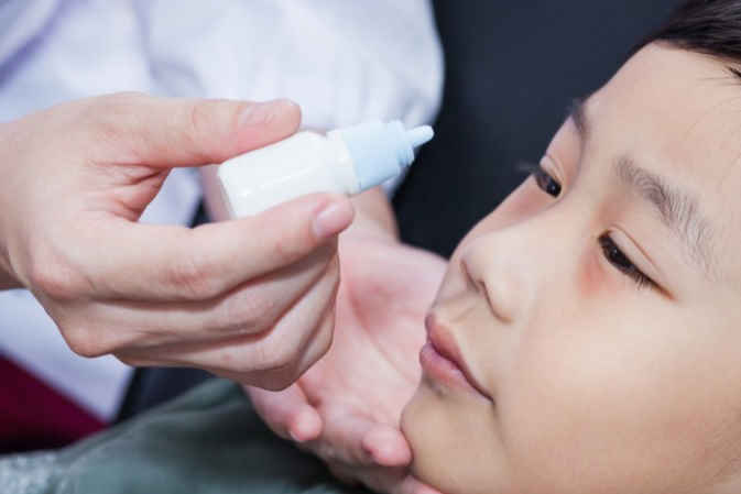 Low-dose atropine for myopia control? - eyeonoptics